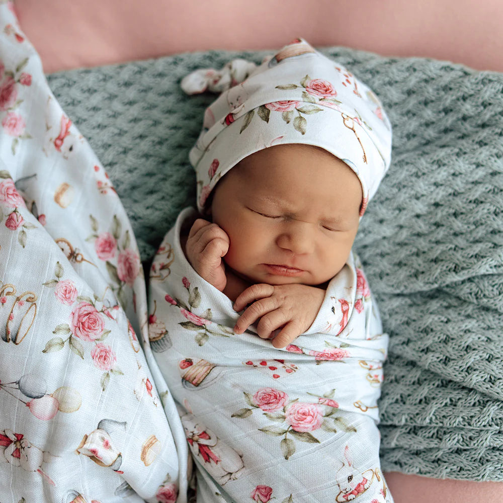 White Rabbit Organic Muslin Wrap – Mini&Me Boutique